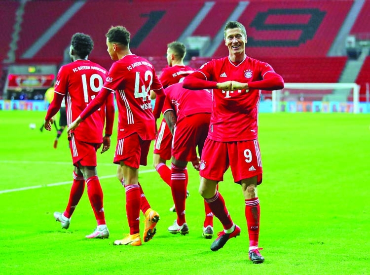 Lewa sends Bayern top with last-gasp winner | The Asian Age Online ...