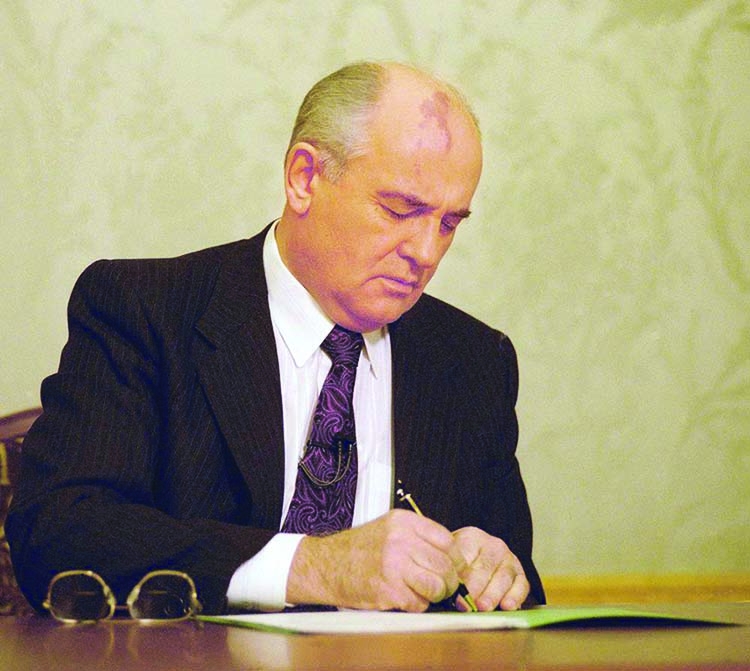Gorbachev's resignation 30 yrs ago marked the end of USSR | The Asian ...