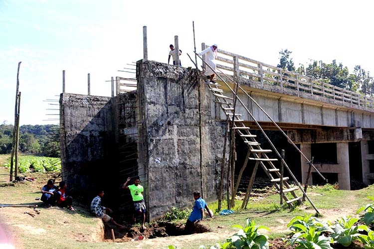 Road-less bridge brings sufferings to users in Lama | The Asian Age ...