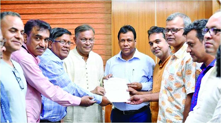 Journalists submit proposals to amend draft of mass media act | The ...