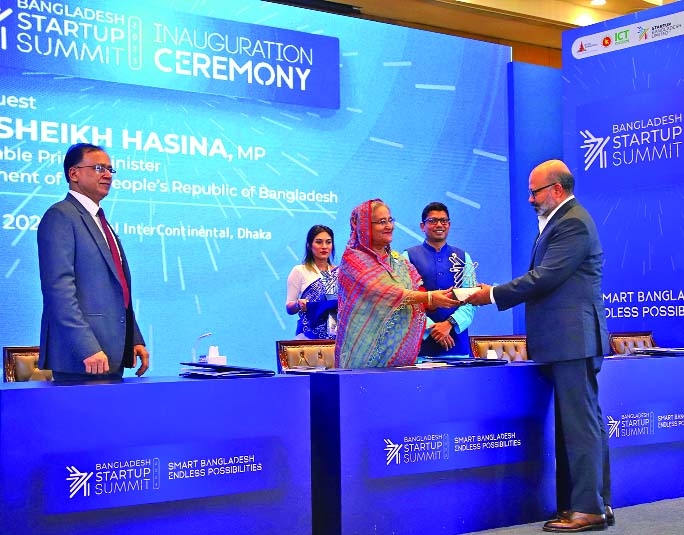 bKash receives 'Fintech Pioneer Award' from Prime Minister | The Asian ...