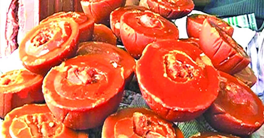 Traditional molasses-making flourishes in Jhenaidah village | The Asian ...